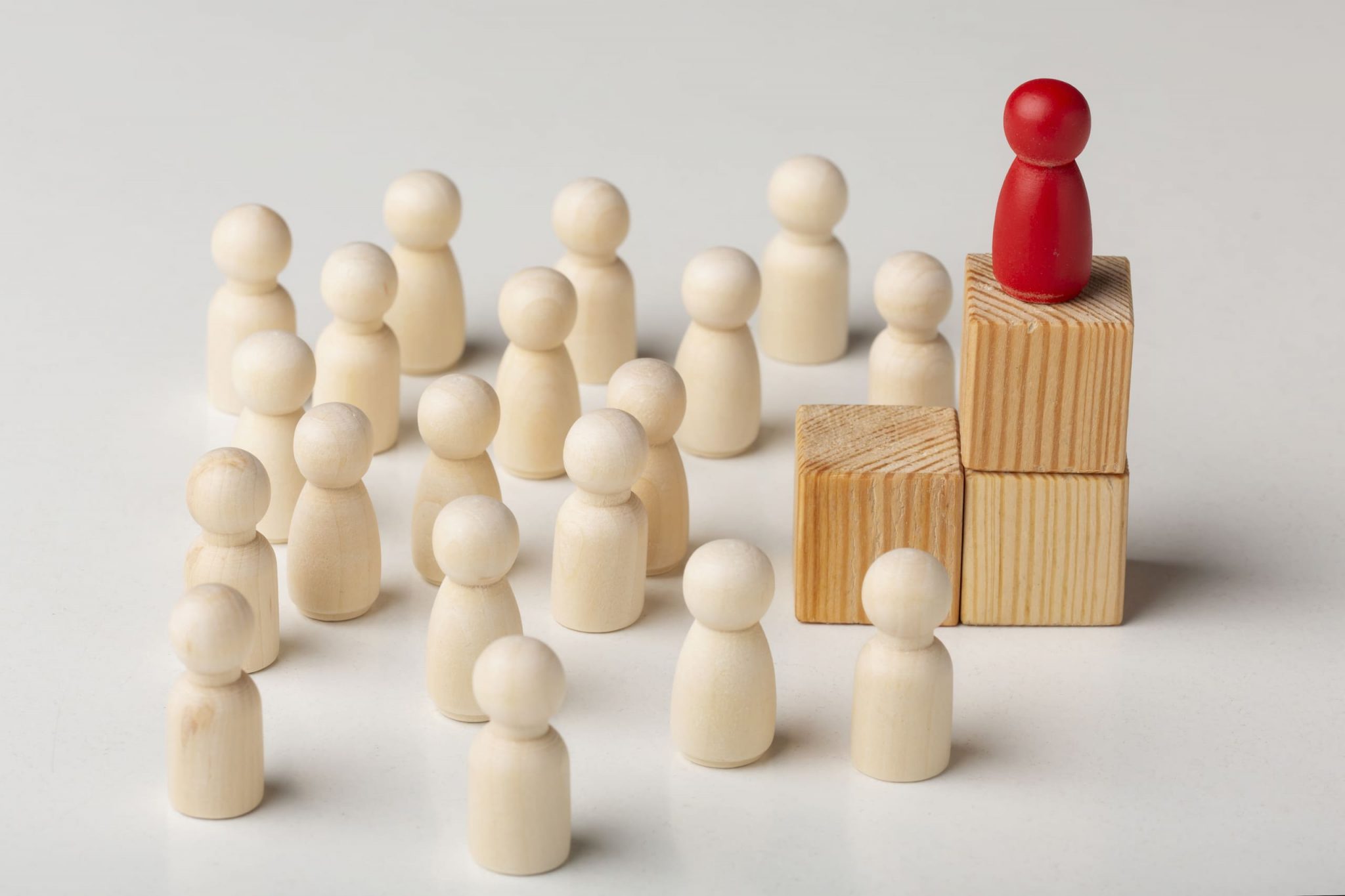 Qual a diferença em ser supervisionado por um chefe e um líder?